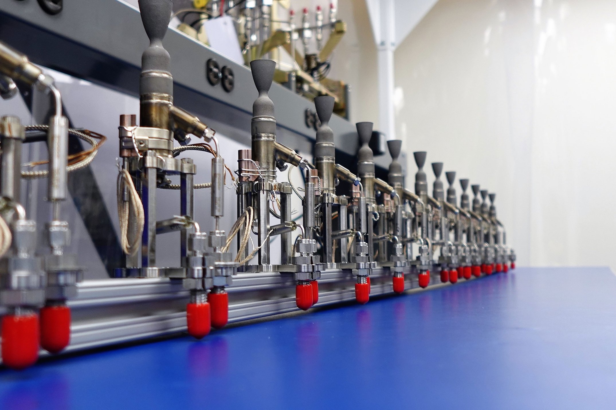 2N Lynx Bipropellant Thrusters Ready for Production